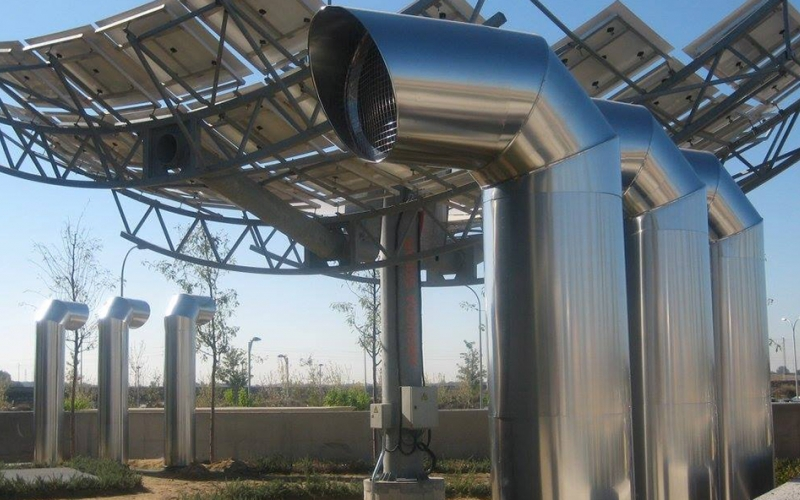 Cloud-based simulation of high-temperature concentric chimneys – EuroCC ...